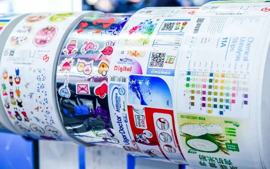 Full-Color 80-330mm Wide Inkjet Digital Label Printing Machine